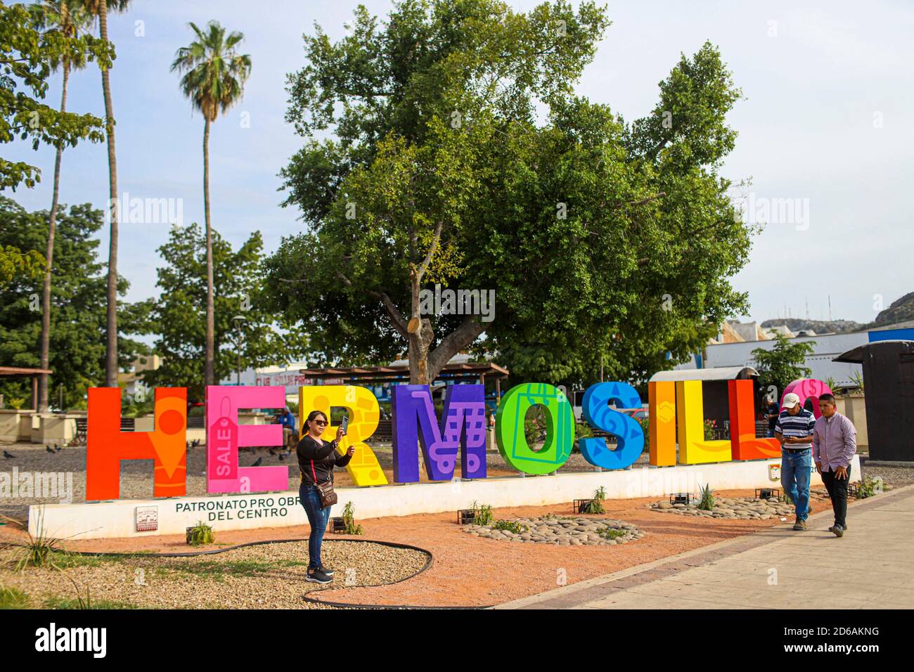 Calle de colores de colores hi-res stock photography and images - Alamy