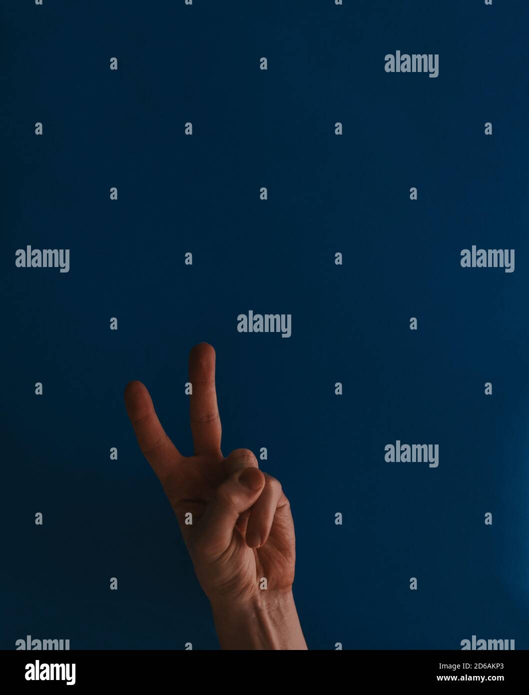 Man doing peace sign hi-res stock photography and images - Alamy
