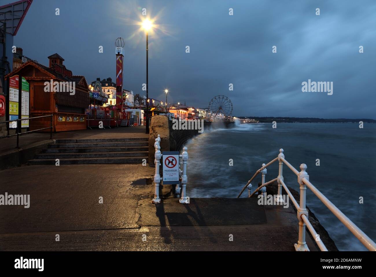 Bridlington promenade hi-res stock photography and images - Alamy