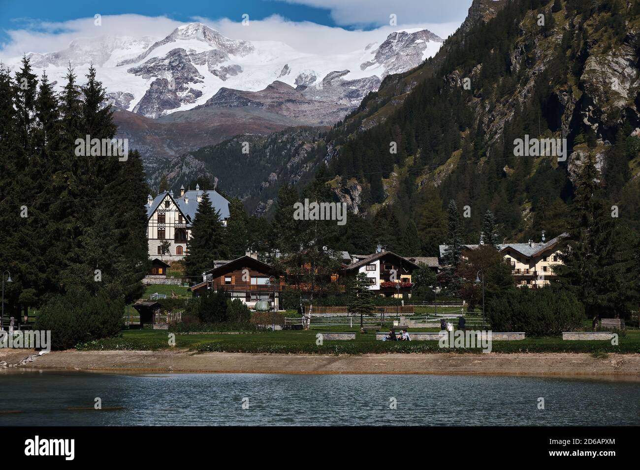 Gressoney ski hi-res stock photography and images - Alamy