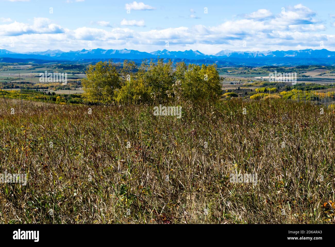 Foothills country hi-res stock photography and images - Alamy