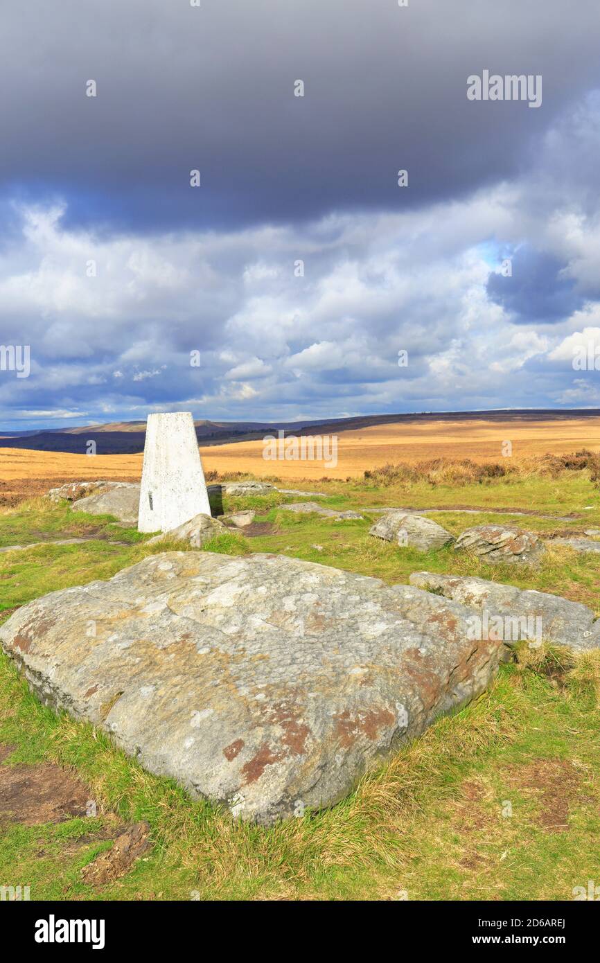 Triangulation pillar on White Edge near Calver, Derbyshire, Peak ...