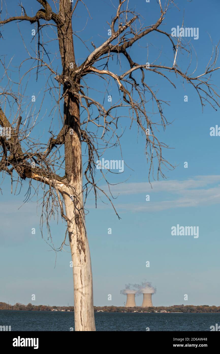 Monroe, Michigan - The cooling towers of DTE Energy's Enrico Fermi ...