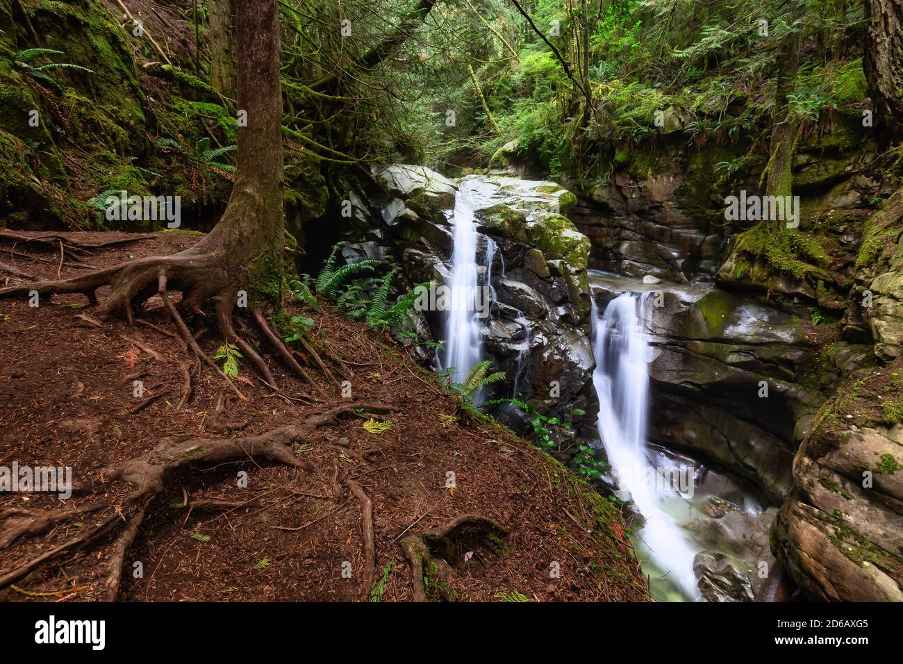 Colorful cascading water hi-res stock photography and images - Alamy