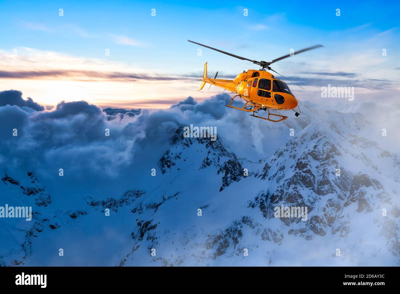 Yellow helicopter flying hi-res stock photography and images - Alamy
