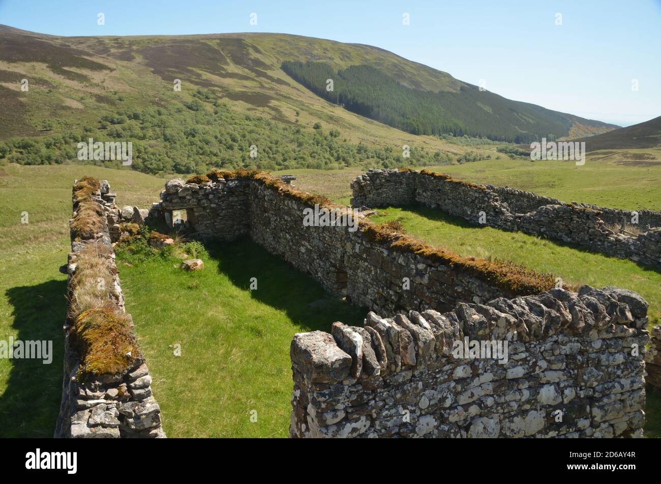 Scottish farm buildings scotland uk hi-res stock photography and images ...