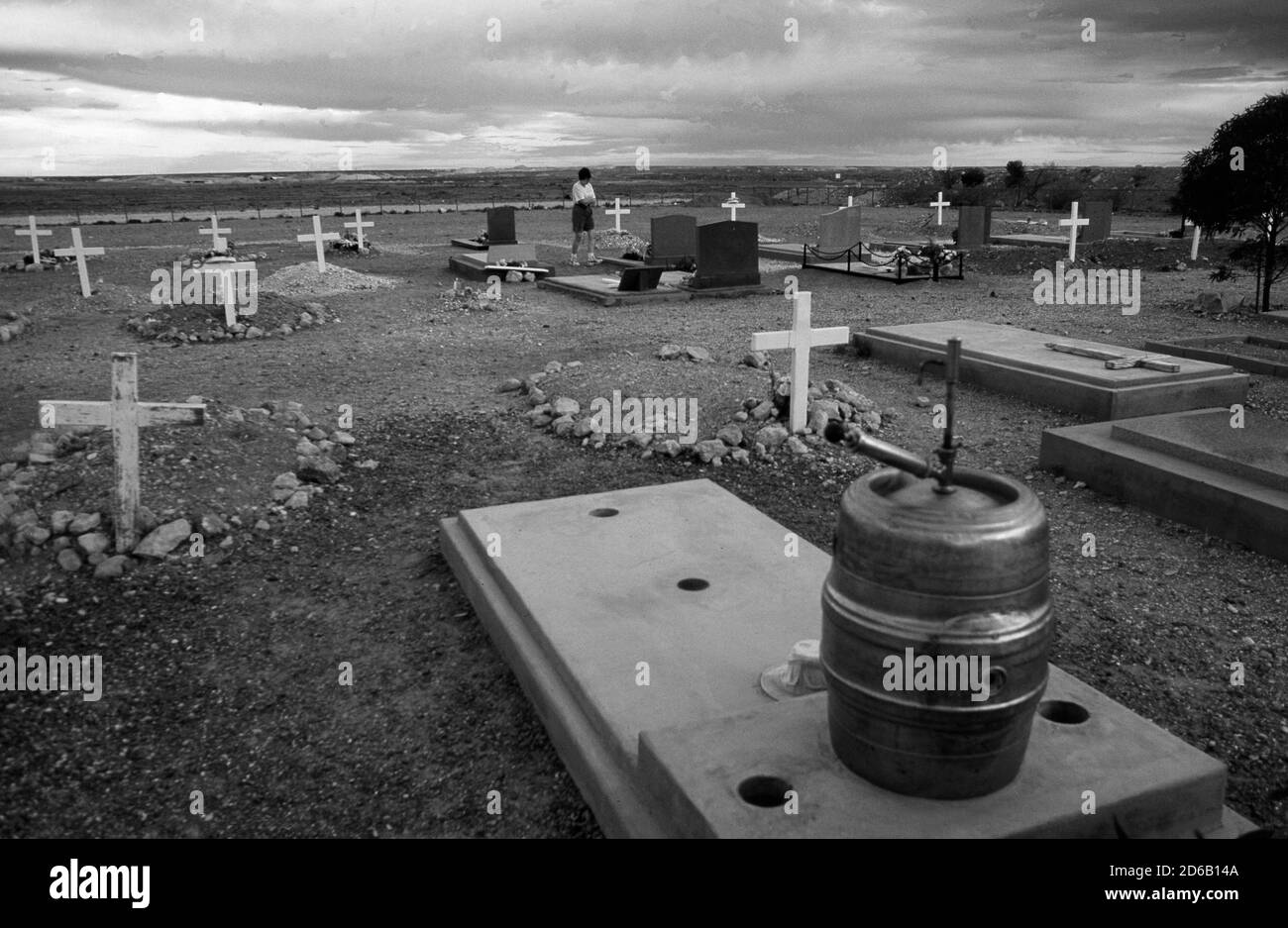 Australia: Opal Miner Cementary at Coober Pedy in the Outback Stock ...