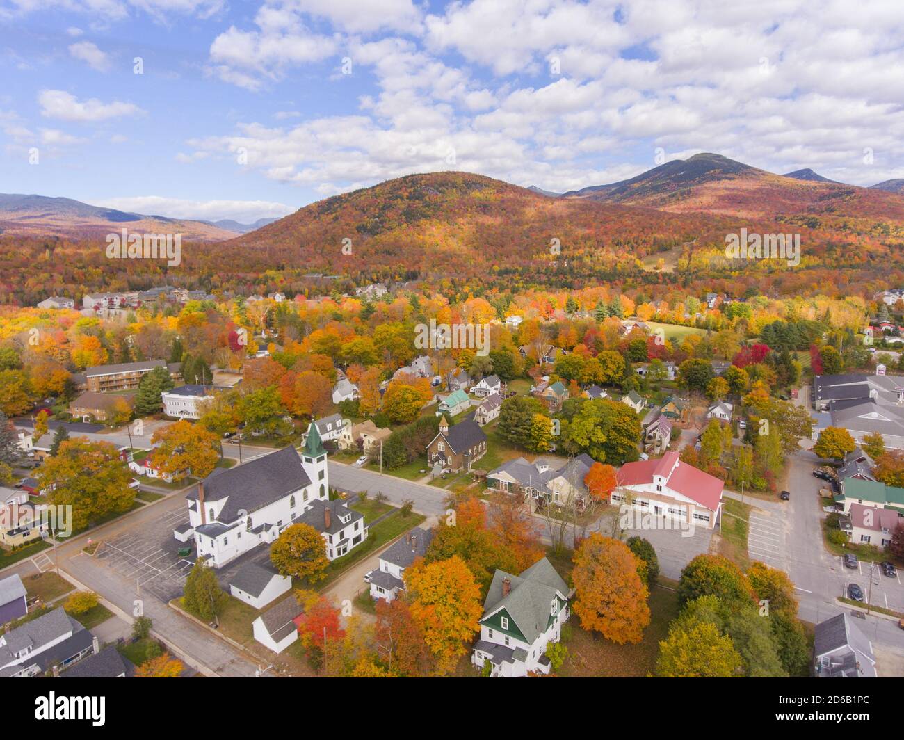 Lincoln Main Street at town center and Little Coolidge Mountain on ...