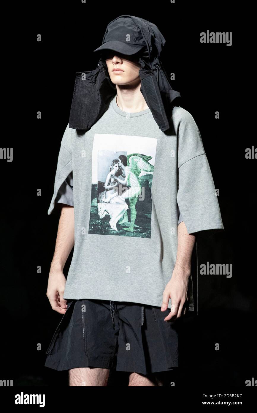 Male model 2020 hi-res stock photography and images - Alamy