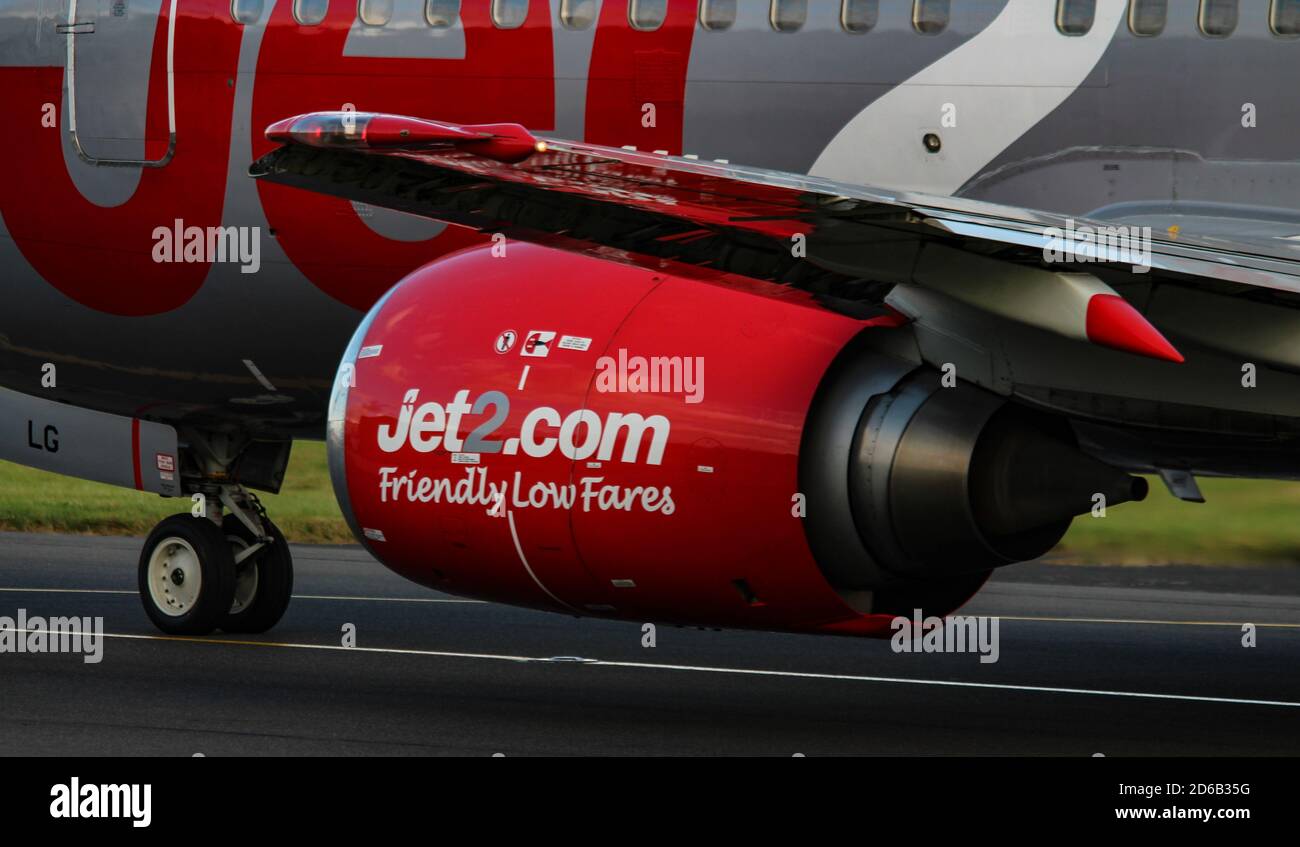 Jet 2 737 Engine Stock Photo - Alamy