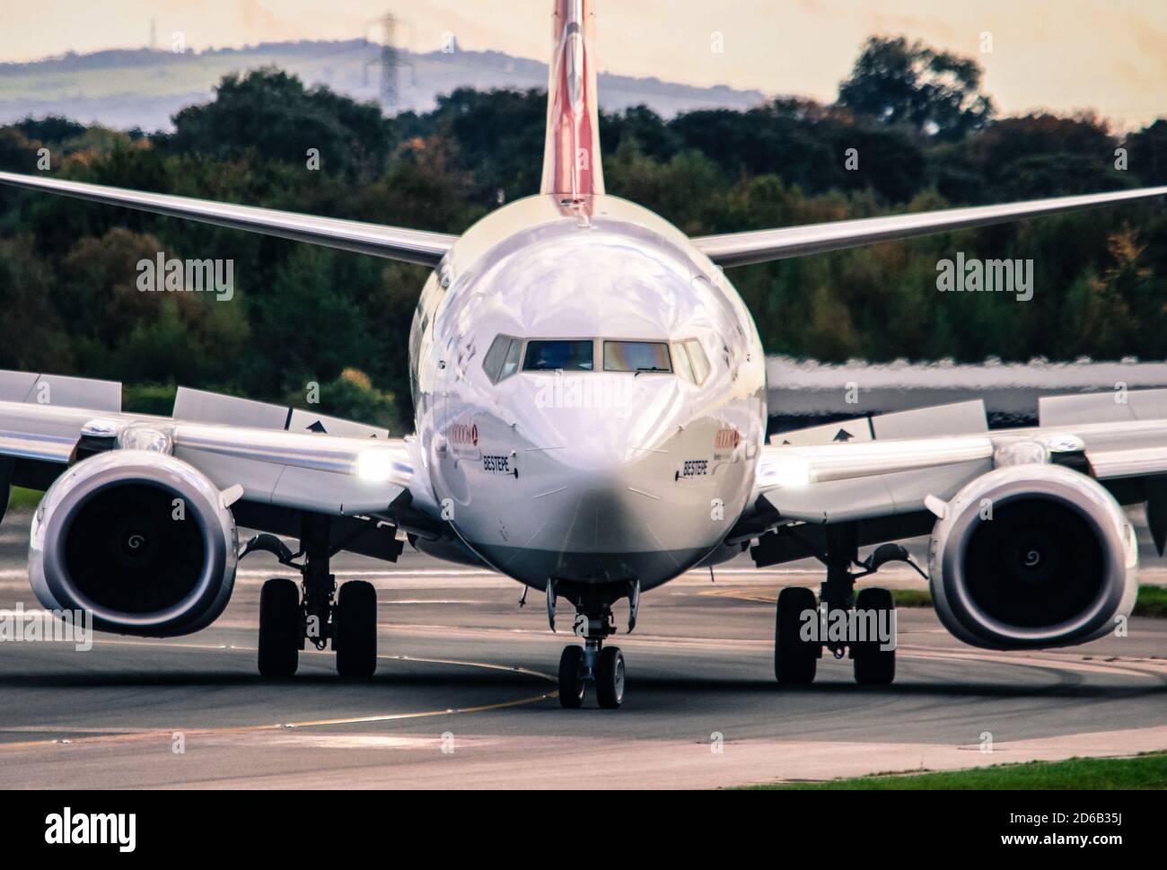 Turkish Airlines Boeing 737-800 Stock Photo - Alamy