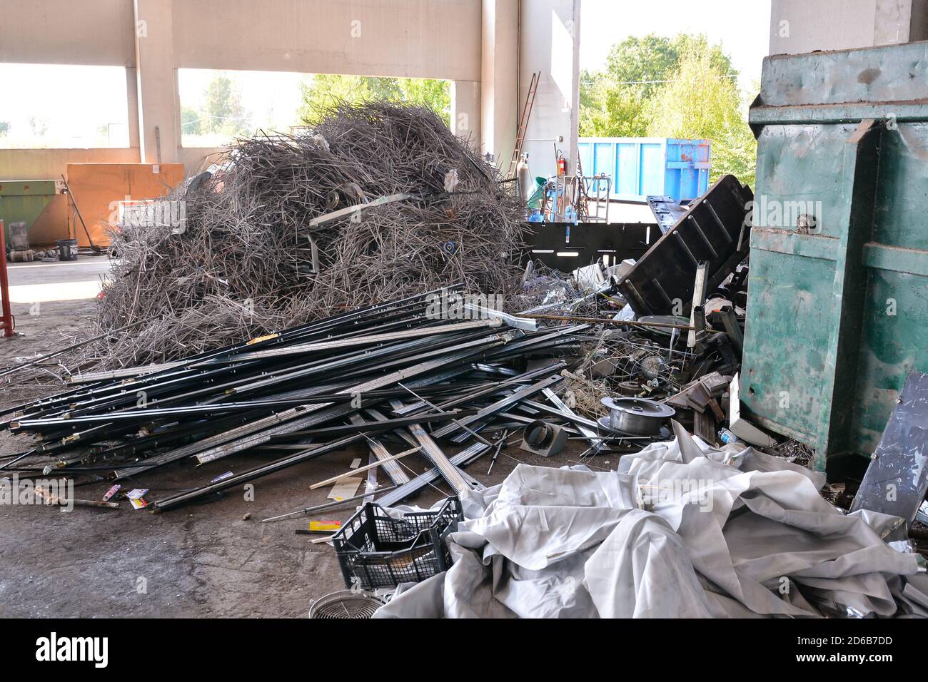 Metal Ready for Recycling Stock Photo - Alamy