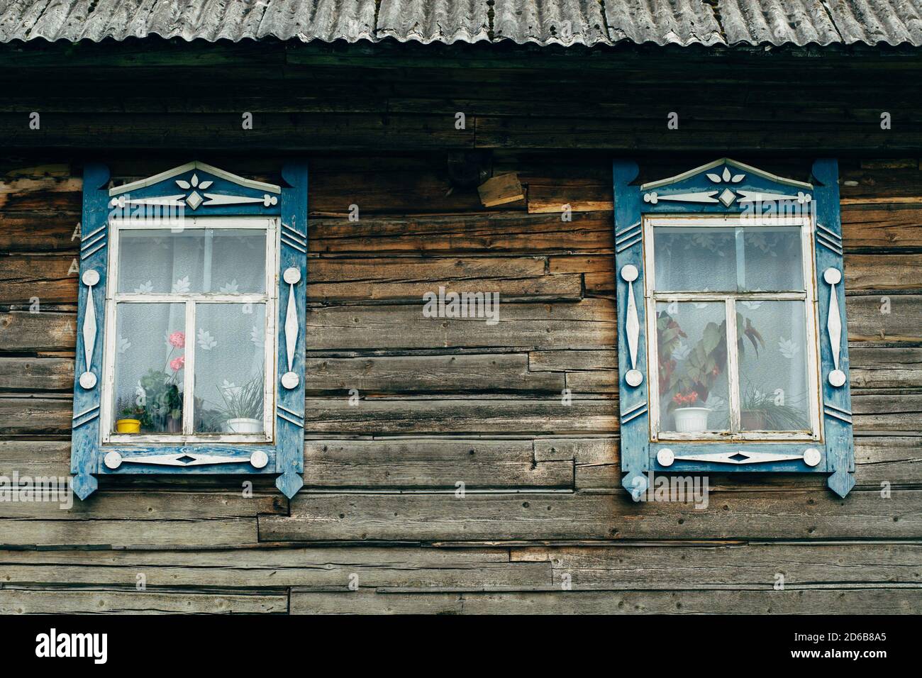 Two blue windows hi-res stock photography and images - Alamy