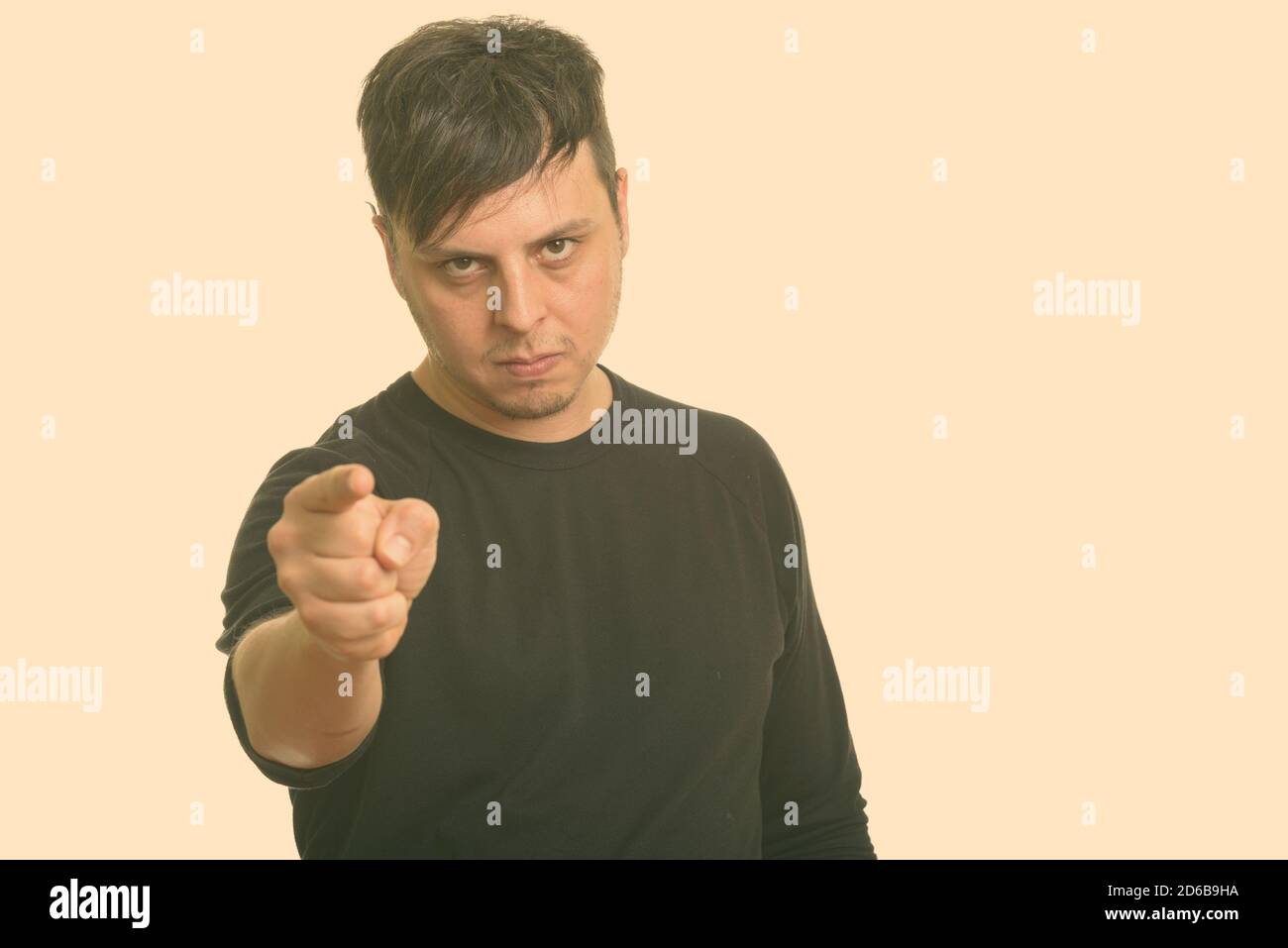 Angry man and pointing hi-res stock photography and images - Alamy