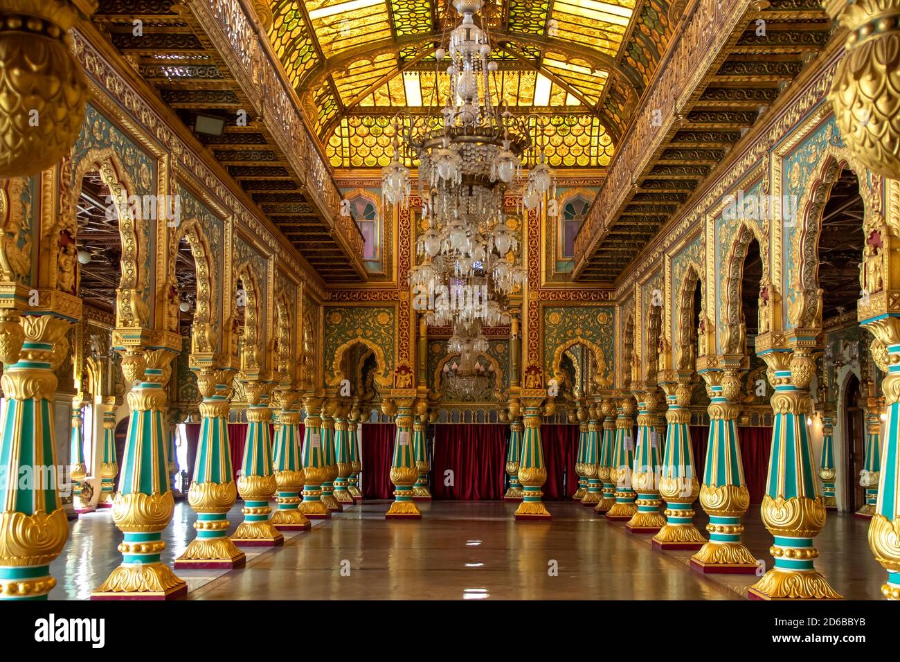 Durbar hall mysore palace hi-res stock photography and images - Alamy