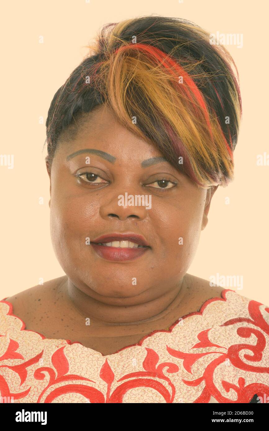 Face of happy fat black African woman smiling Stock Photo - Alamy