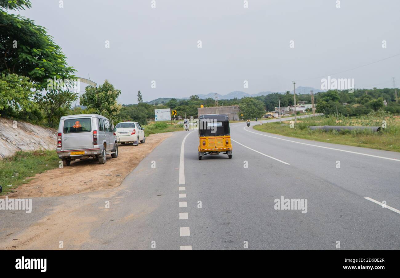 Indian auto hi-res stock photography and images - Alamy