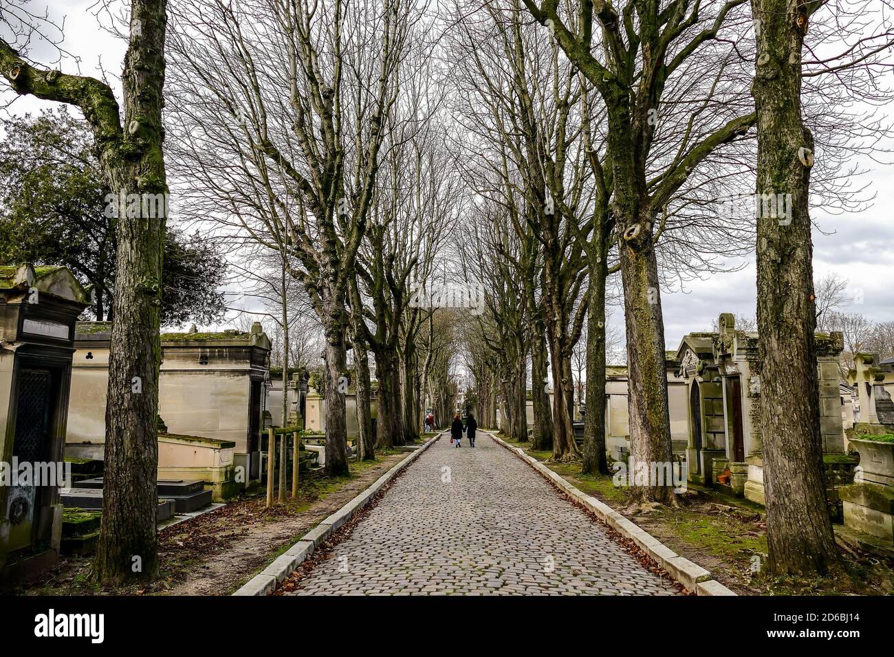 Cimetiere du Pere Lachaise typical french cemetery, Photo image a ...
