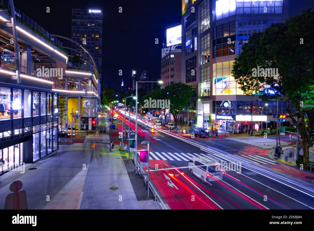 A night urban city street in Shibuya Tokyo wide shot Stock Photo - Alamy