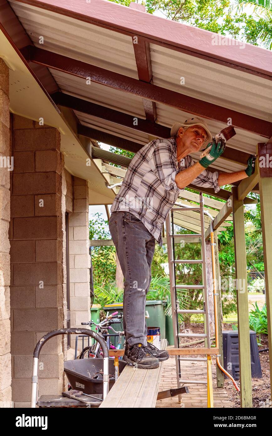 Iron rafters hi-res stock photography and images - Alamy
