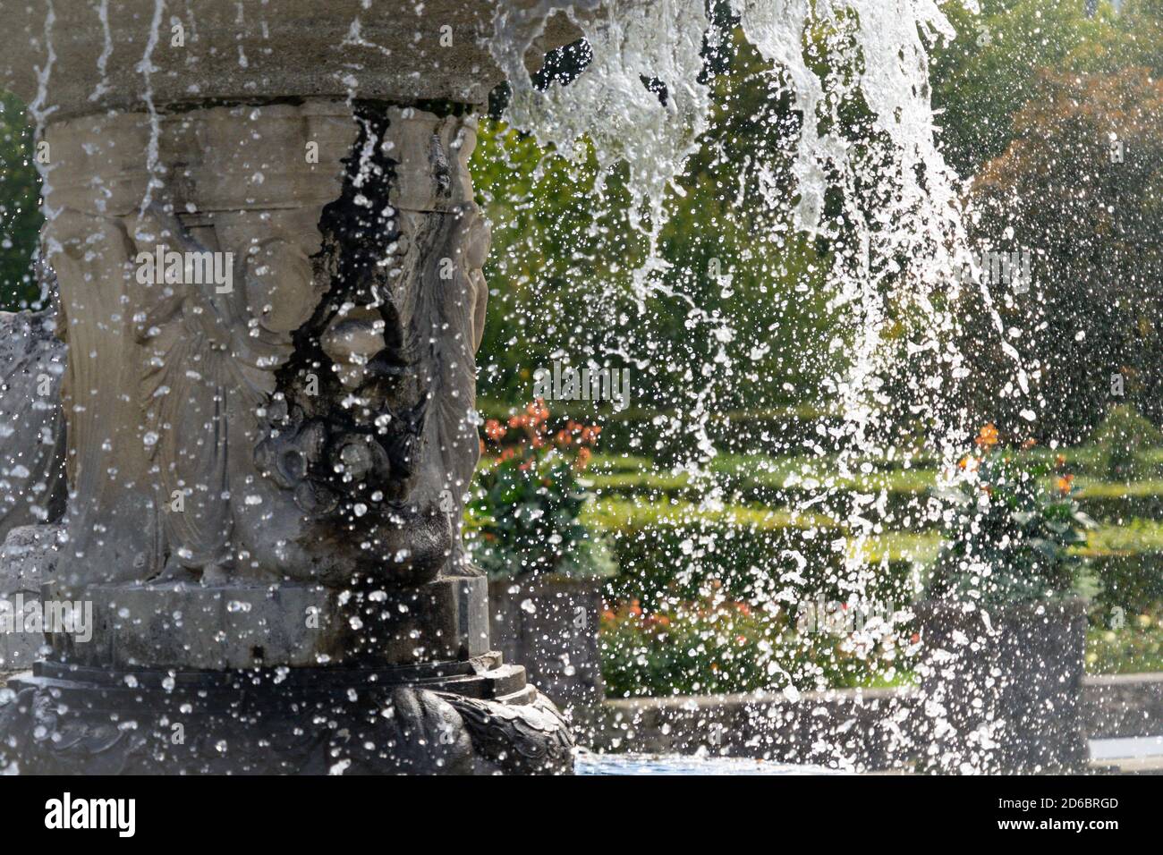 Water cascade on an fountain in frozen movement Stock Photo - Alamy