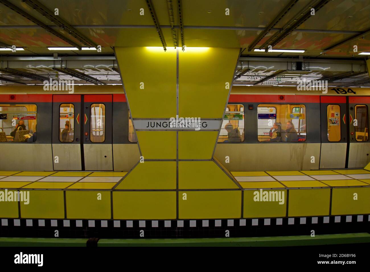 U bahn metro system hi-res stock photography and images - Alamy
