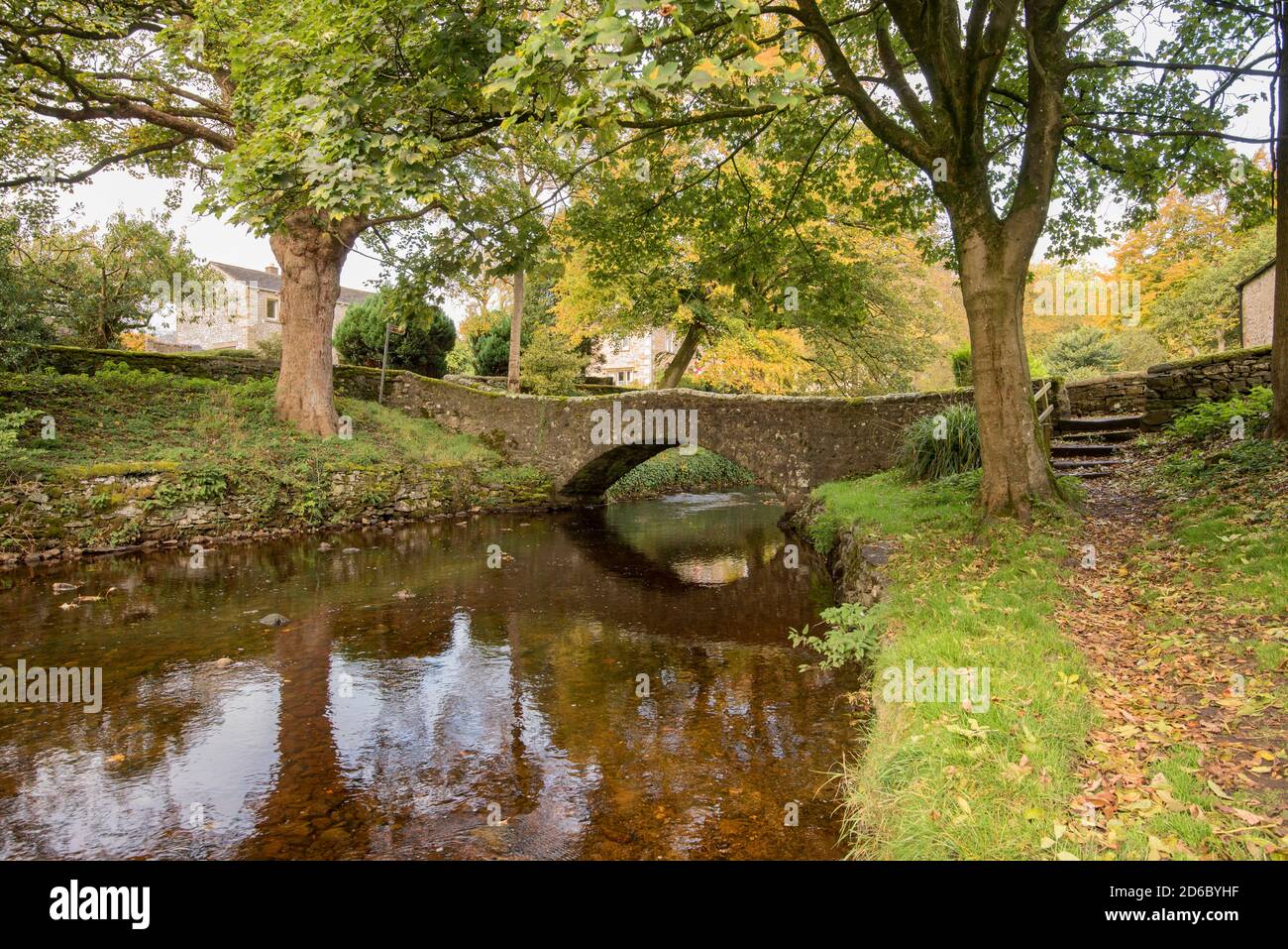 Clapham Beck Yorkshire Stock Photo - Alamy