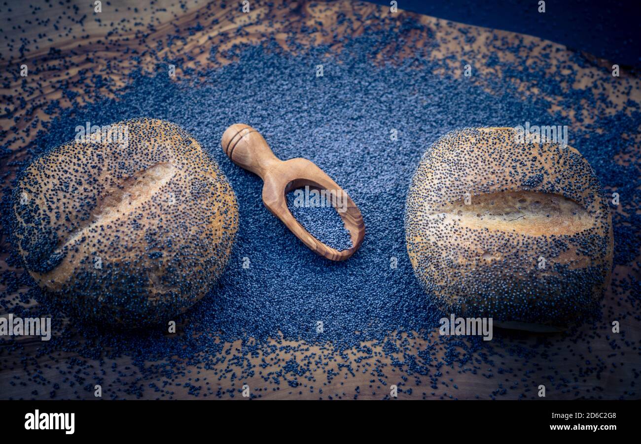 The blue poppy restaurant hi-res stock photography and images - Alamy