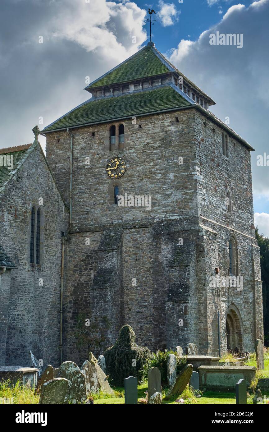 St georges churchyard hi-res stock photography and images - Alamy
