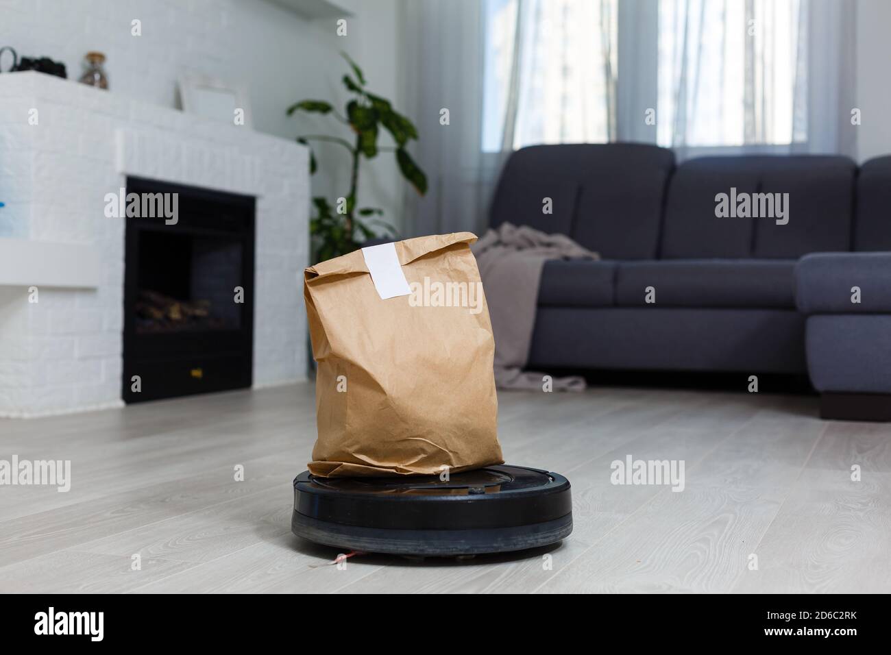 Robot delivery online shopping automatic transmission technology Stock ...