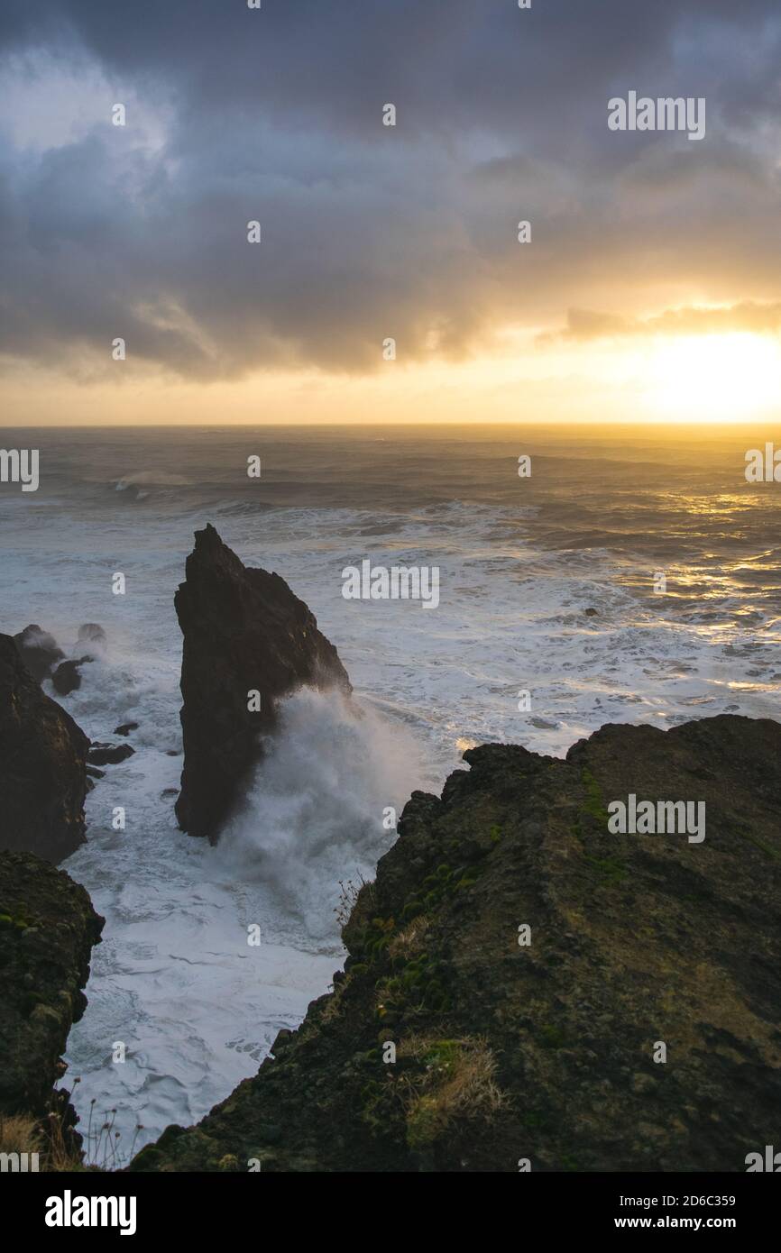 Iceland windy hi-res stock photography and images - Alamy