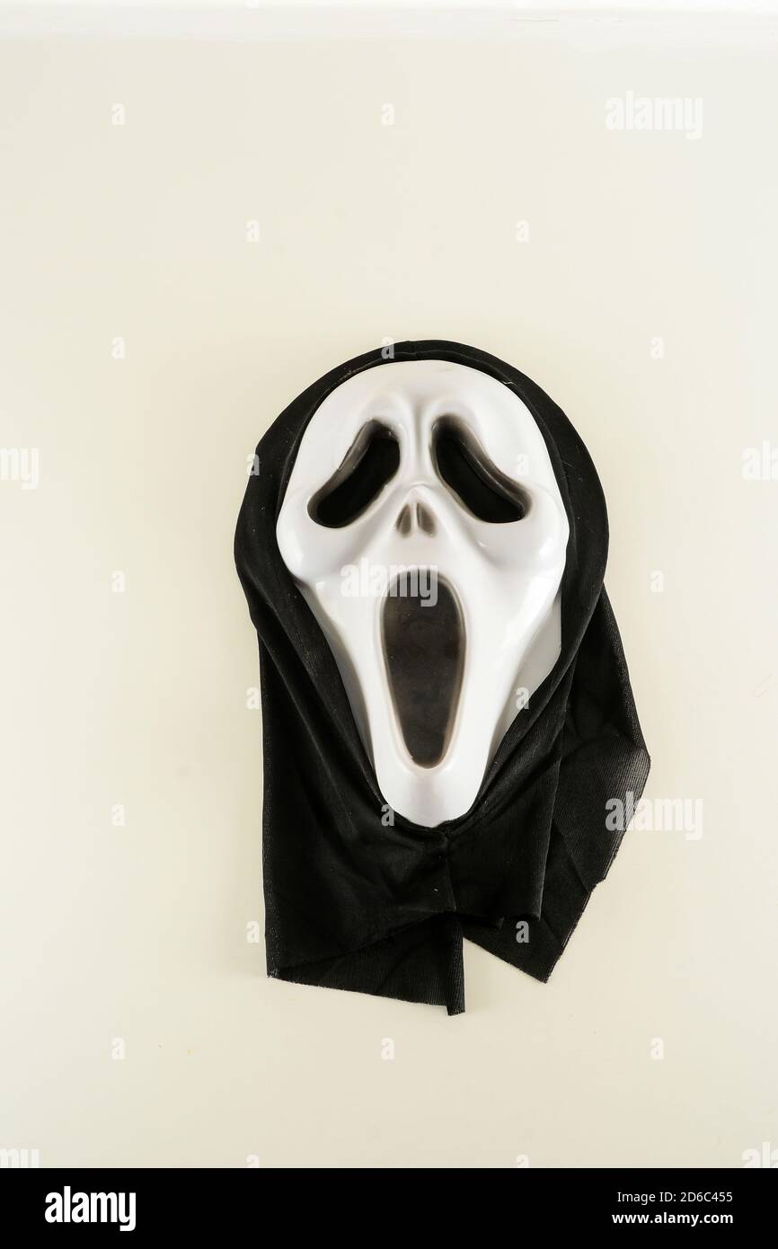 Scream movie mask hi-res stock photography and images - Alamy