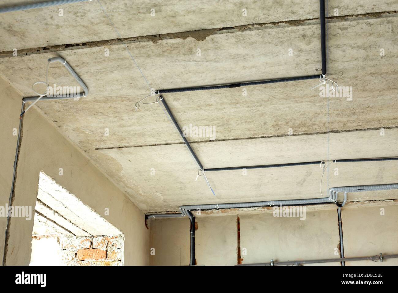 Electricity cables hanging on construction hi-res stock photography and ...