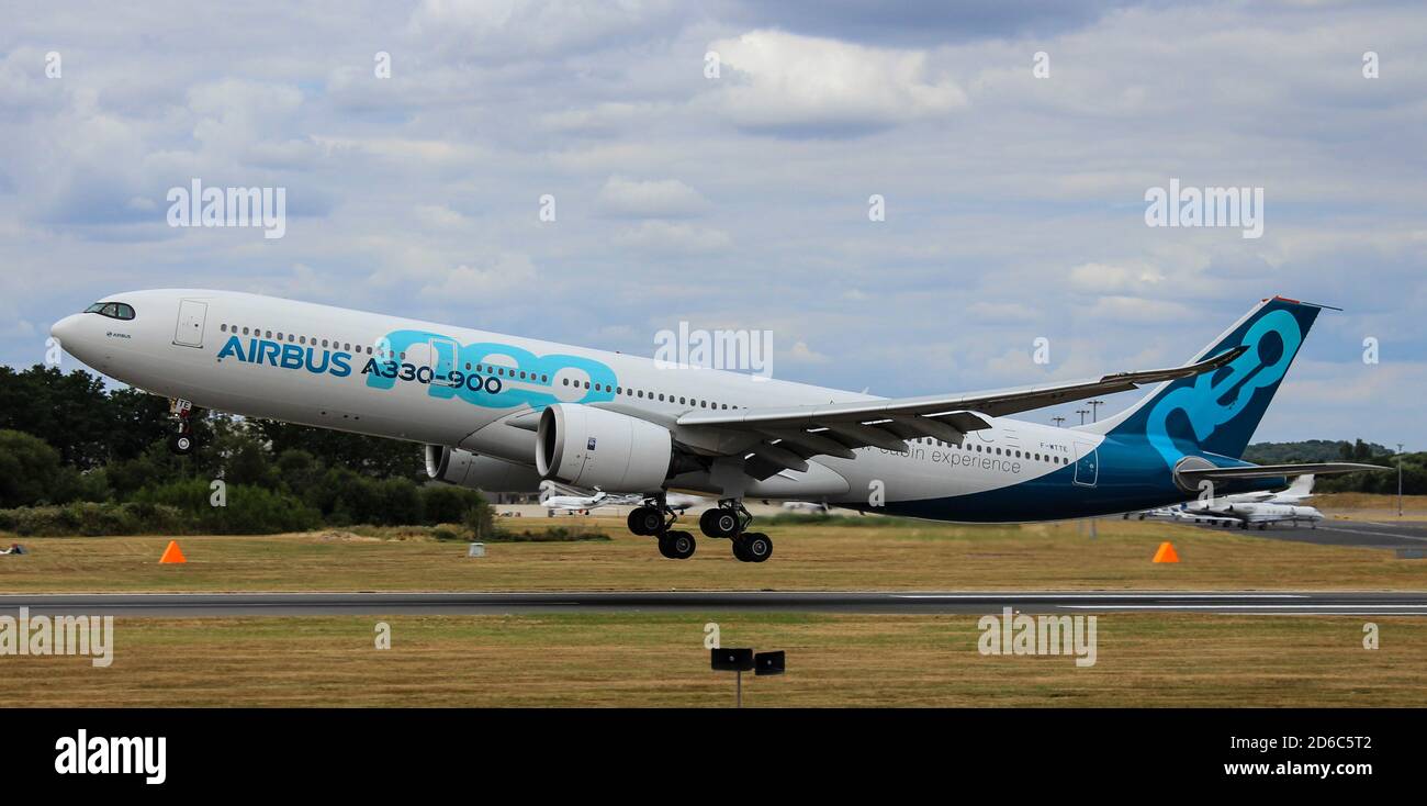 Airbus A330-900neo Stock Photo - Alamy