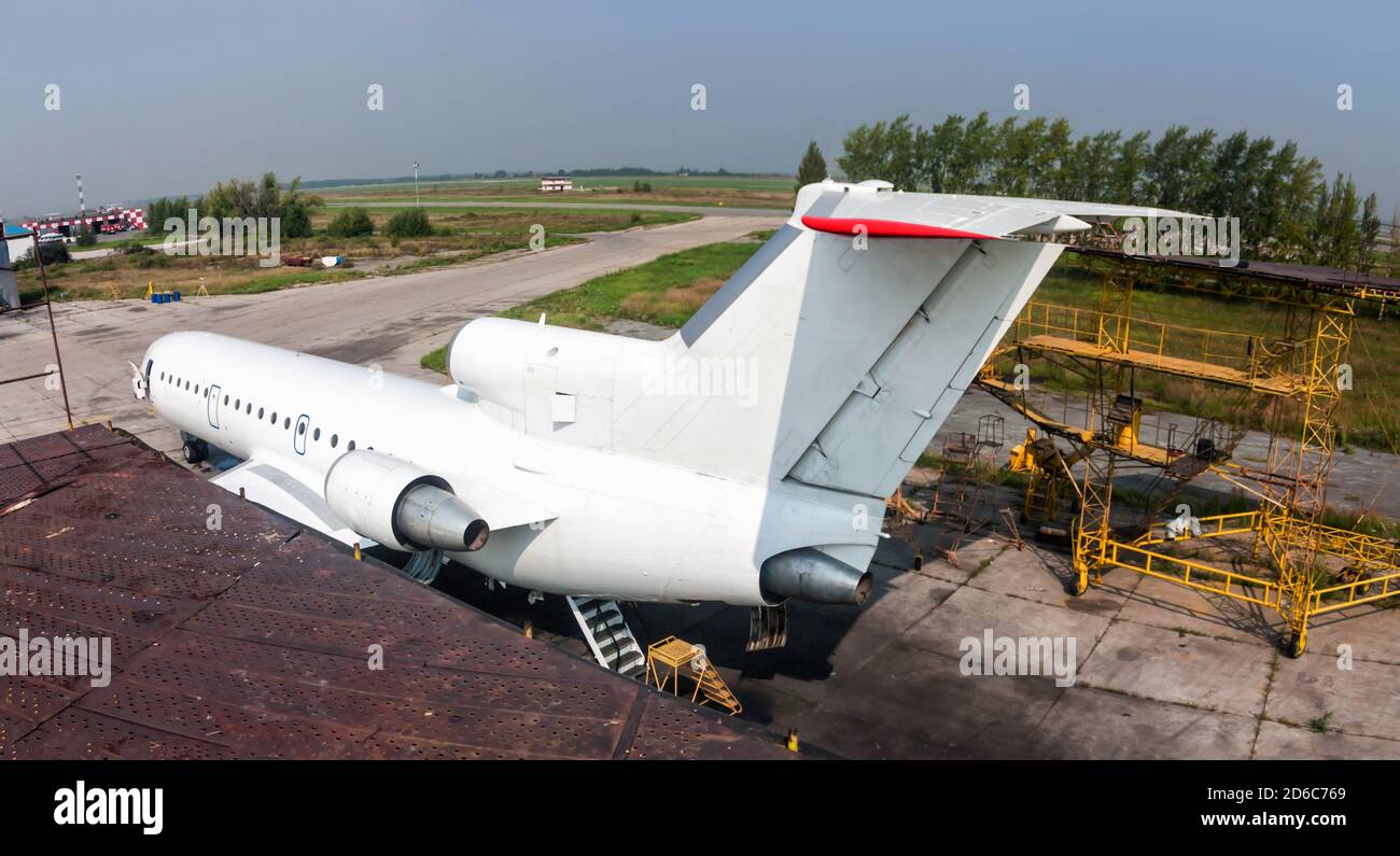Repair and maintenance of passenger aircraft on the aviation technical ...