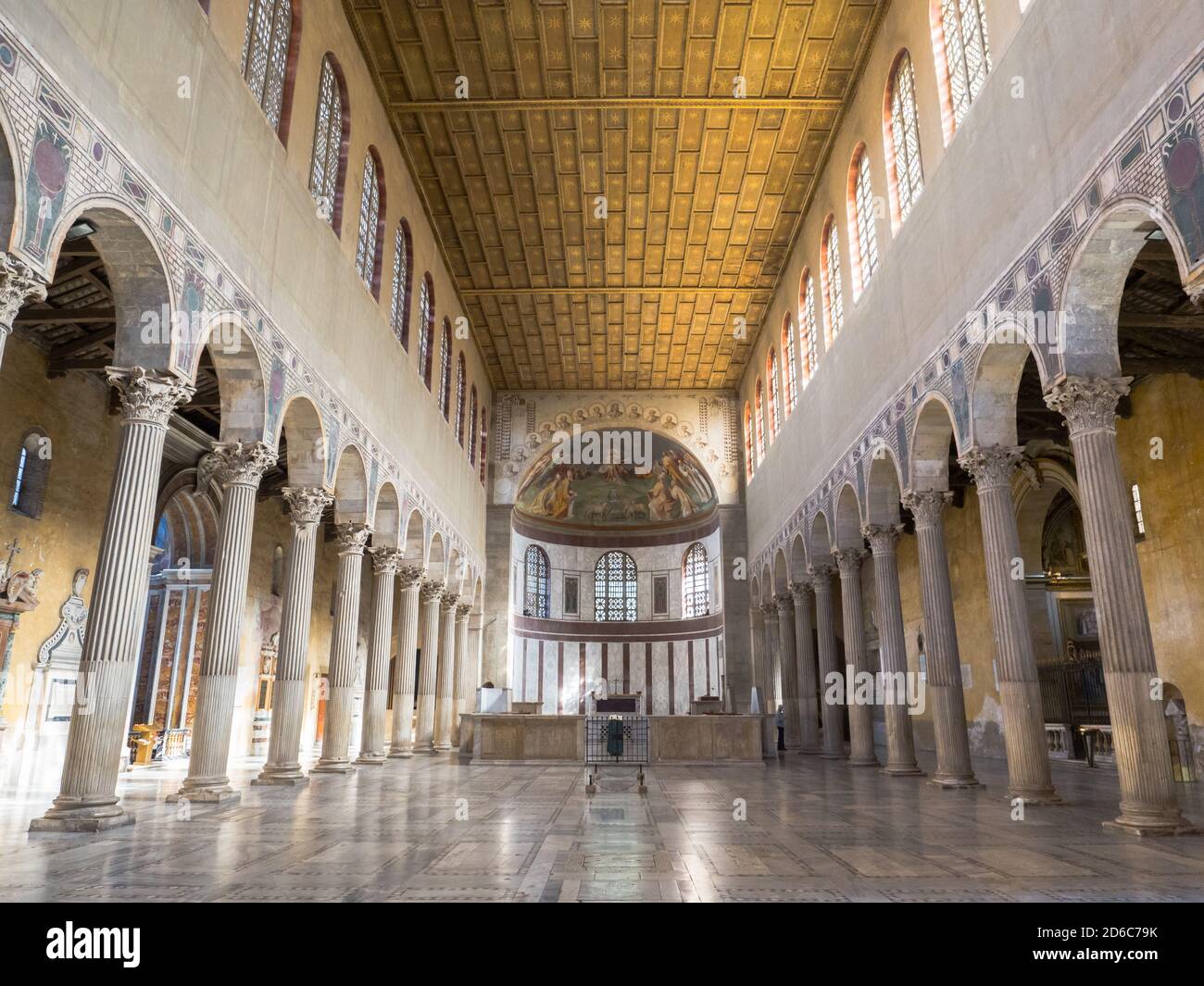 Central nave of the Basilica of Santa Sabina on the Aventine - Rome ...