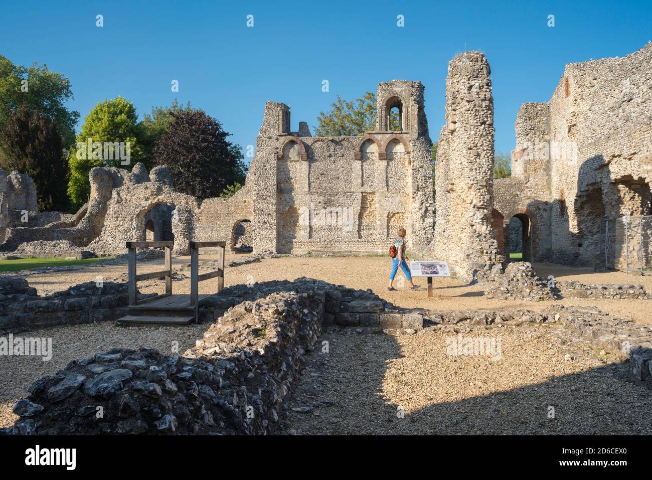 Wolvesey Castle Winchester, view in summer of the ruins of Wolvesey ...