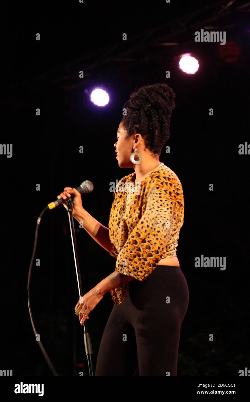 Concert occitanie hi-res stock photography and images - Alamy