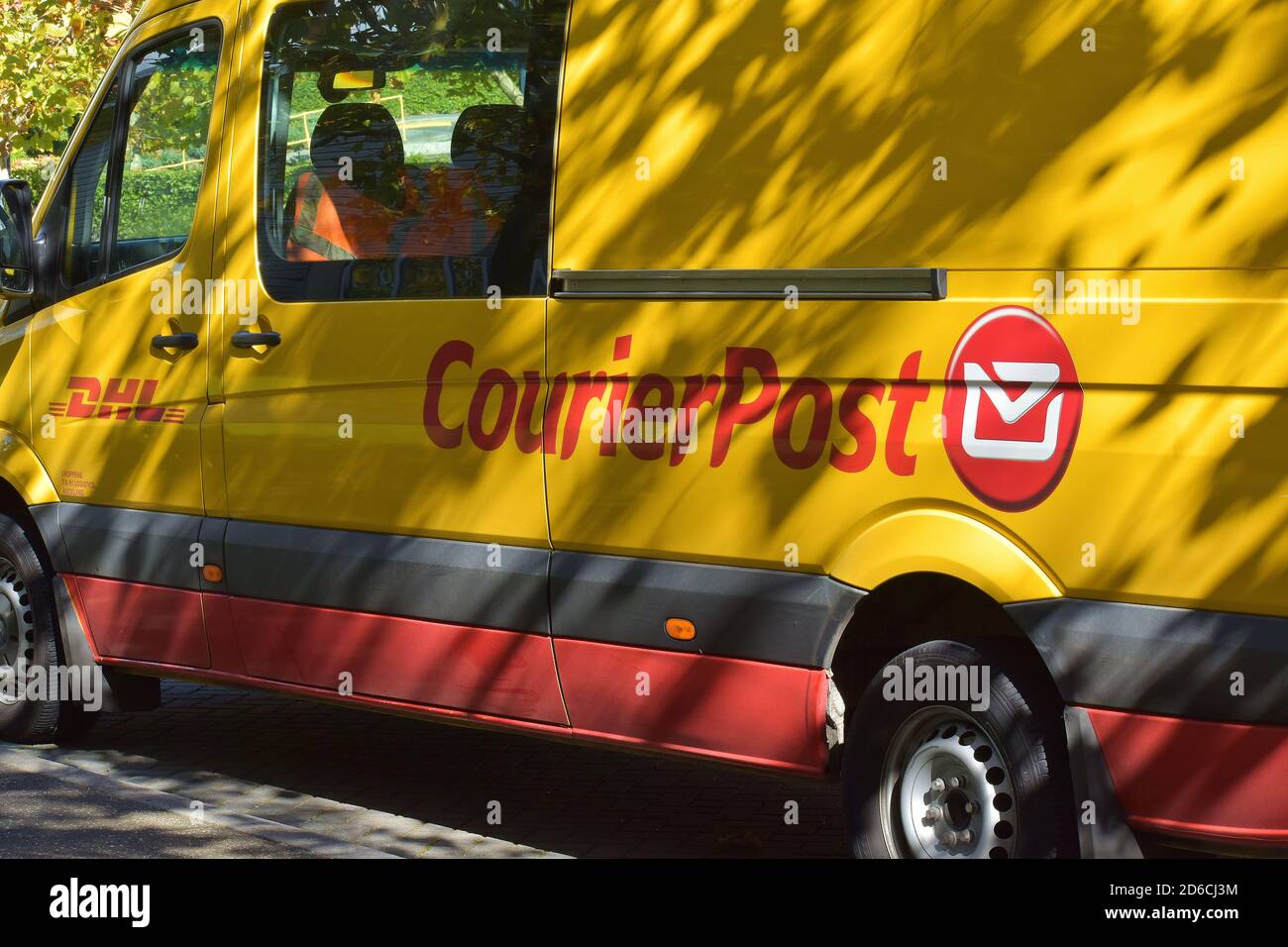 Nz post delivery hi-res stock photography and images - Alamy