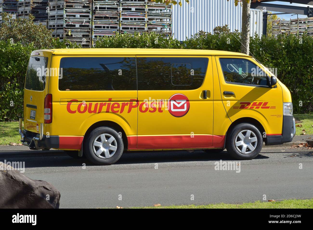 Nz post delivery hi-res stock photography and images - Alamy