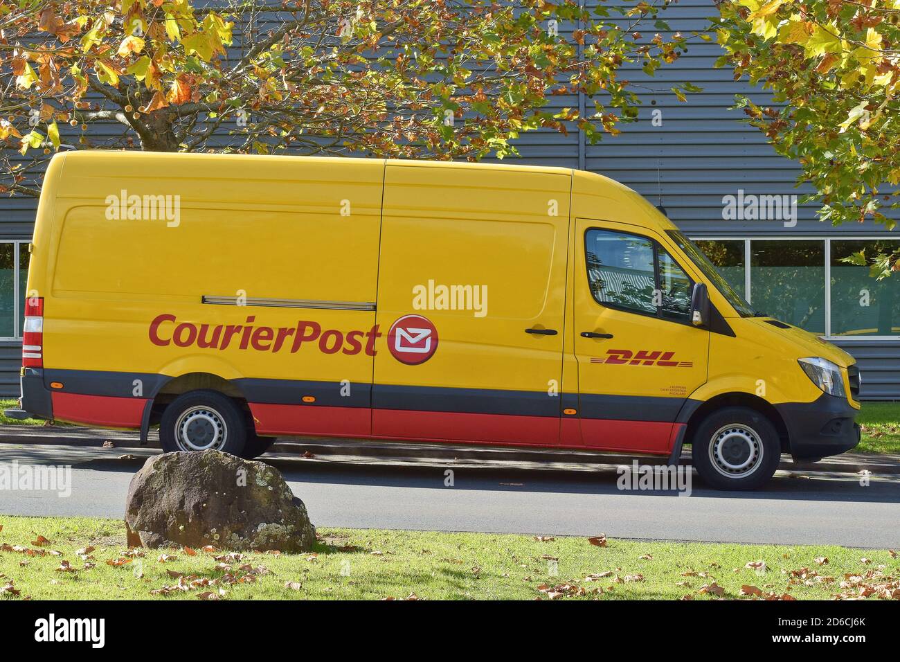 Nz post truck hi-res stock photography and images - Alamy