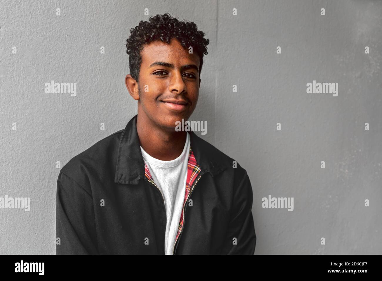 Portrait of smiling man Stock Photo - Alamy