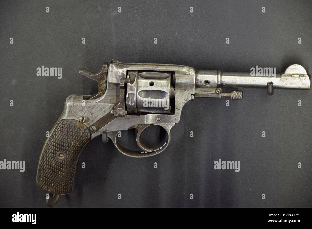 Revolver grip hi-res stock photography and images - Alamy