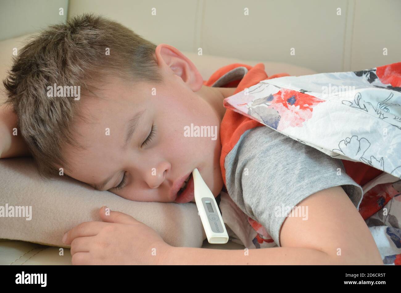 Teenager fever thermometer hi-res stock photography and images - Alamy