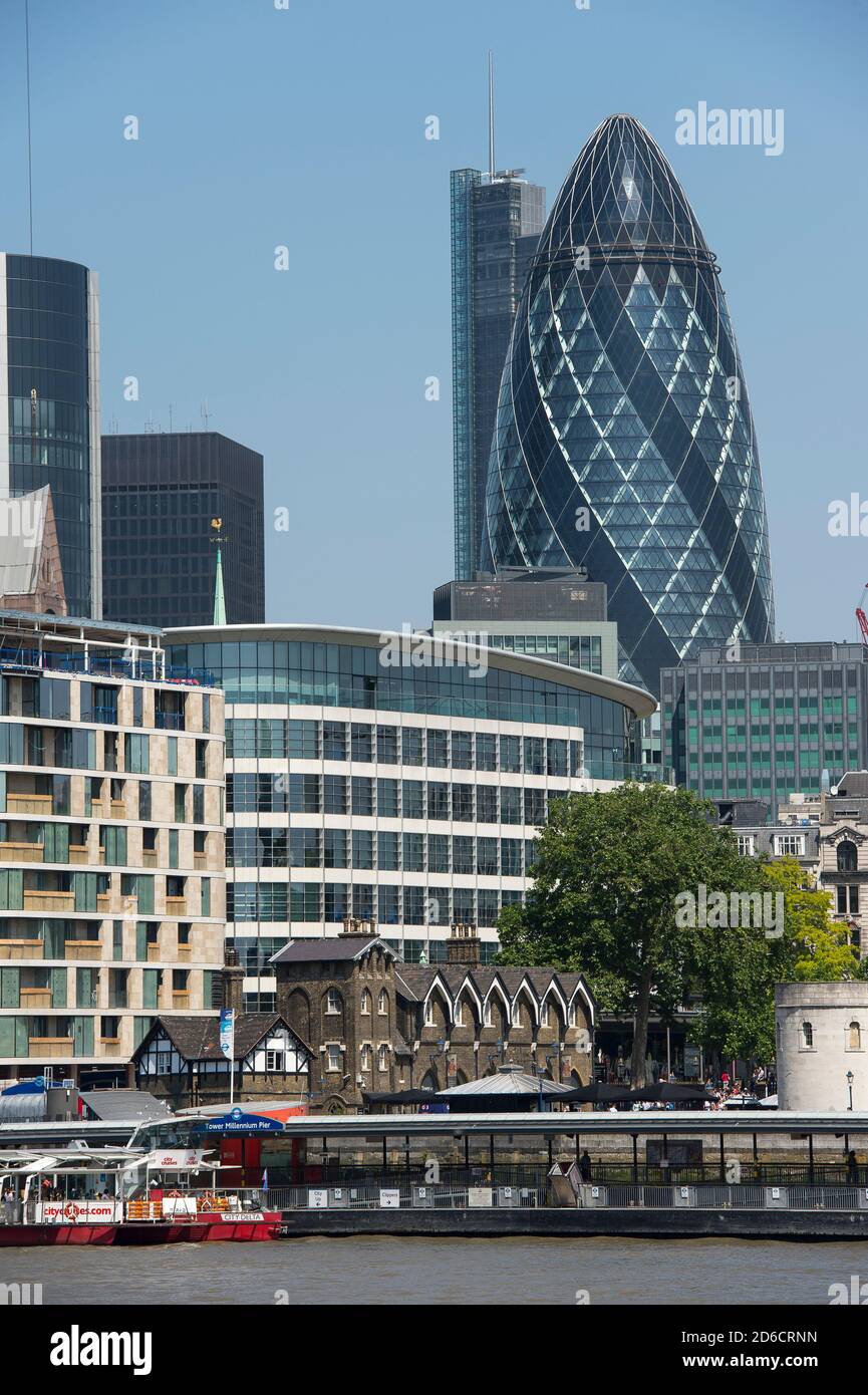 London Gherkin Skyscraper: The Gherkin London – RTABCE