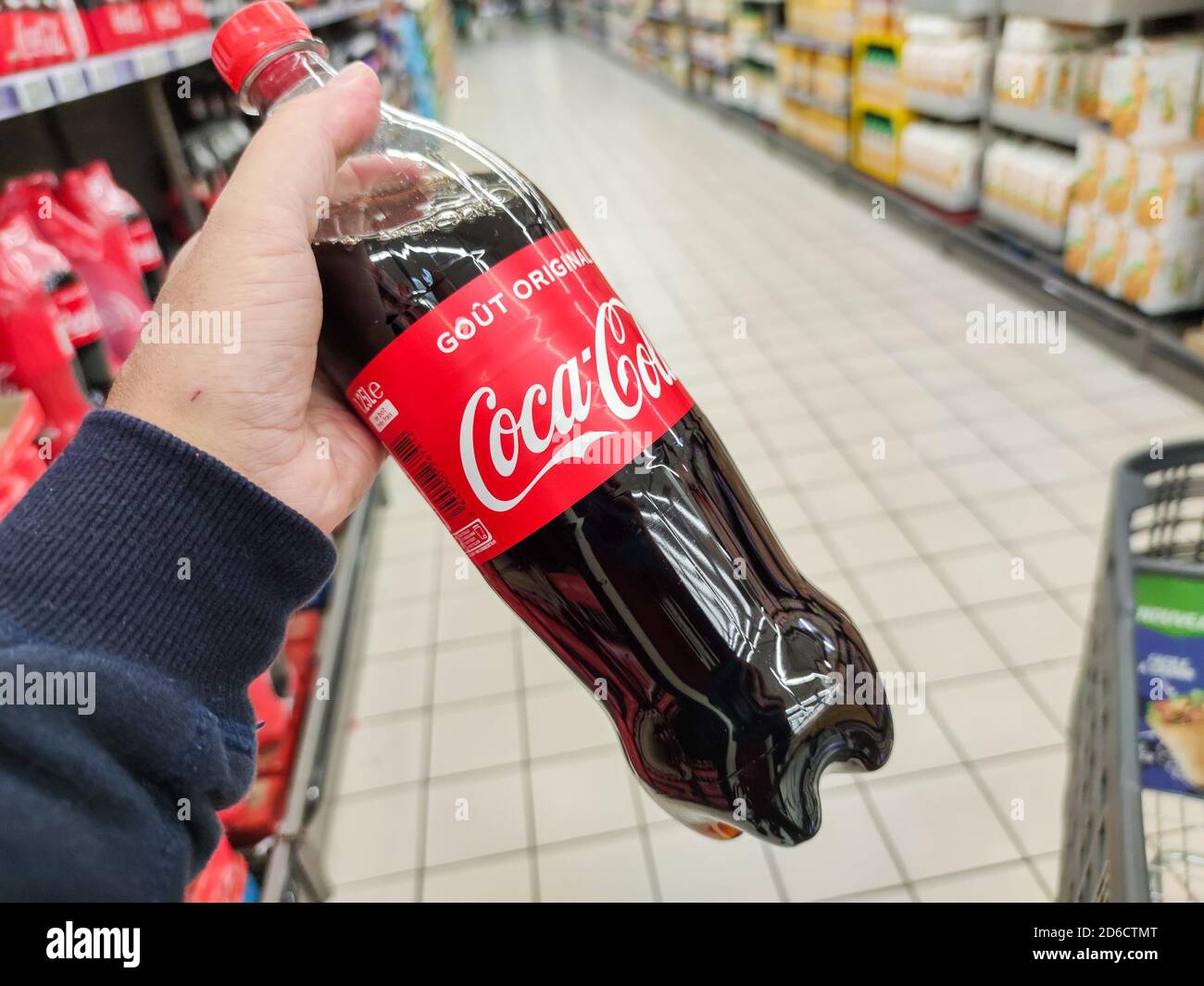 Coca Cola Bottles France High Resolution Stock Photography and Images ...