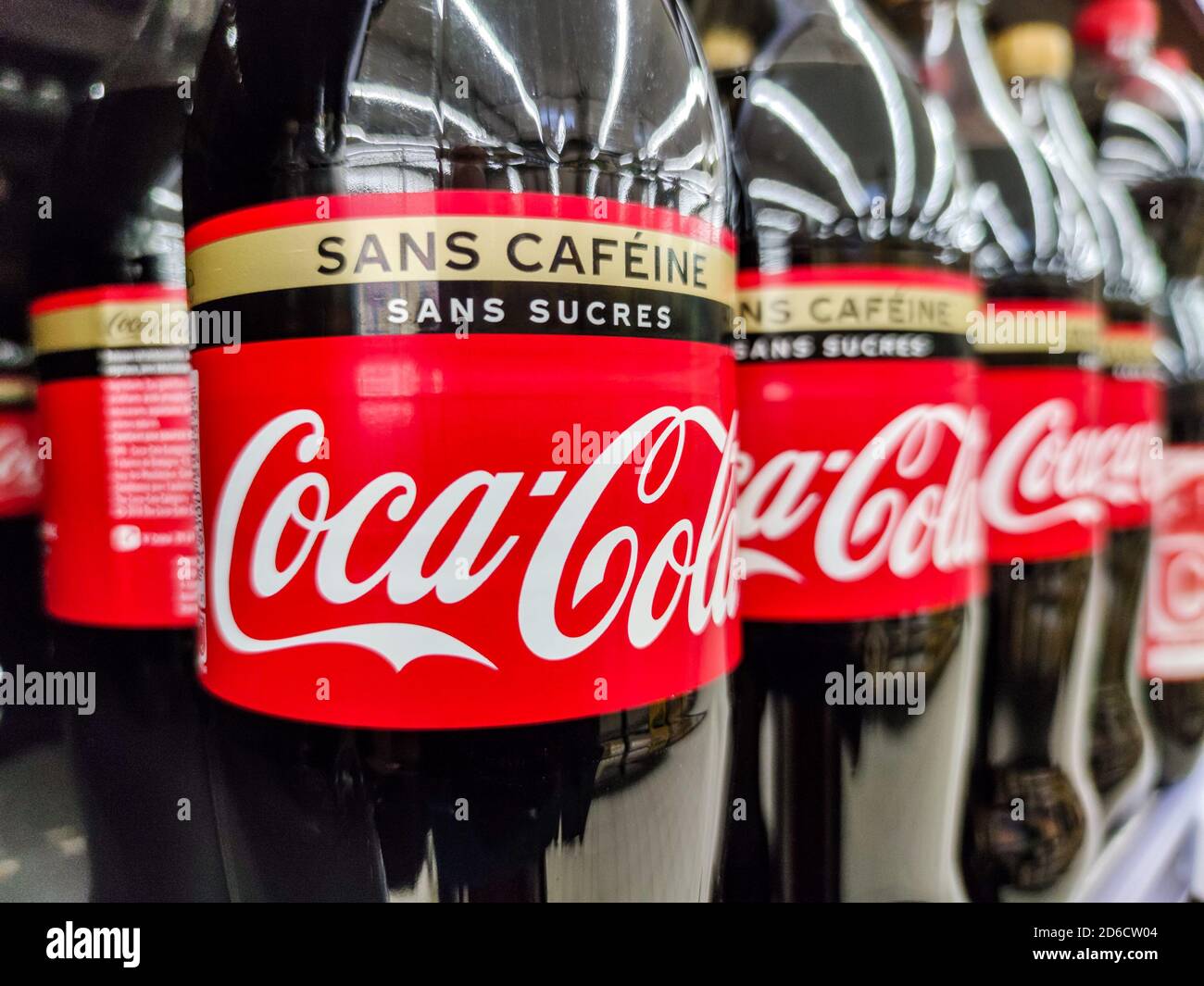Display of old coke bottles hi-res stock photography and images - Alamy