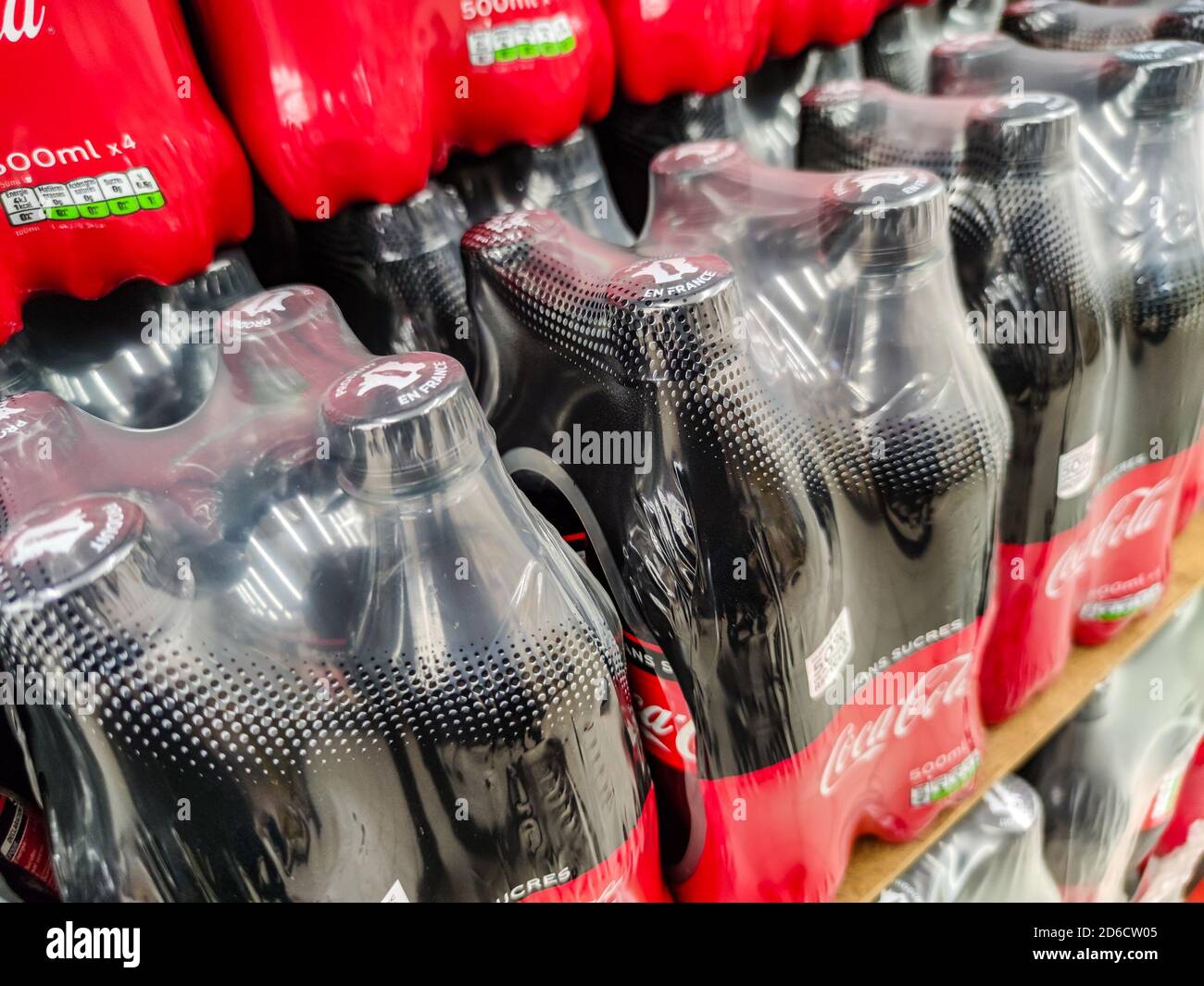 Supermarket packaging plastic france hi-res stock photography and ...