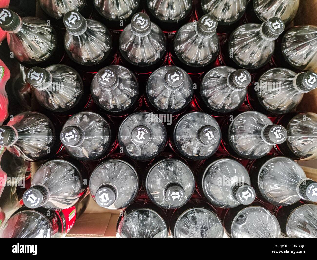 Display of old coke bottles hi-res stock photography and images - Alamy