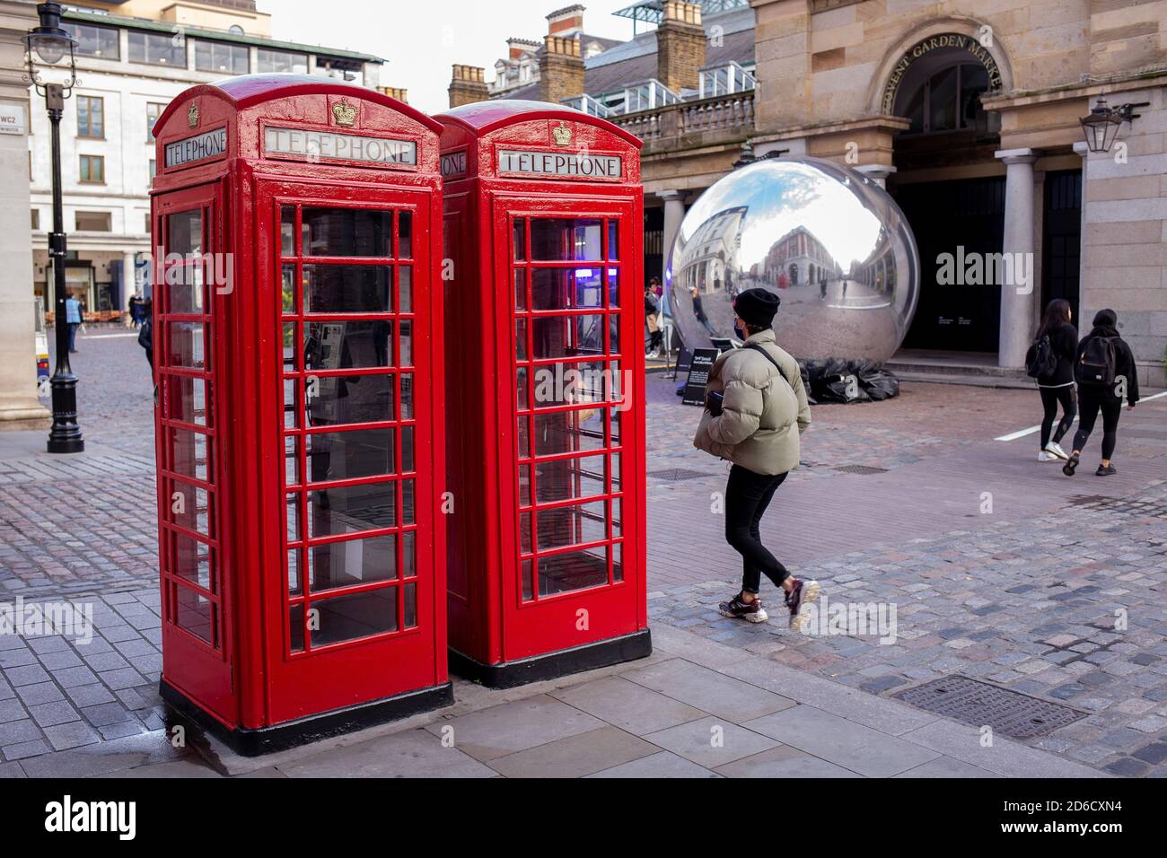 1950s telephone box hi-res stock photography and images - Alamy